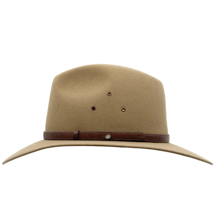 Fur Felt – Hats By The Hundred